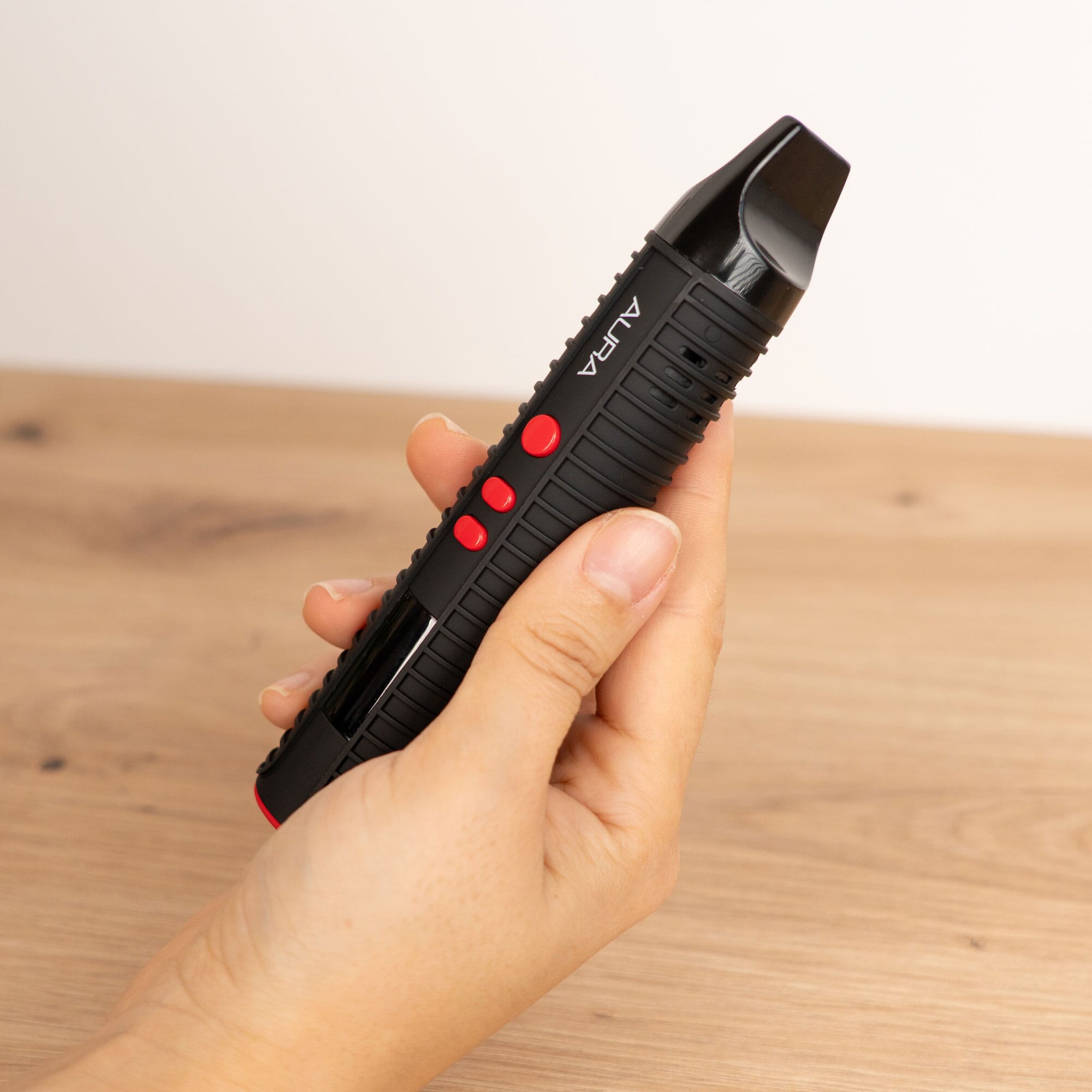 Flowermate Aura – A Discreet Pen Shaped Vape